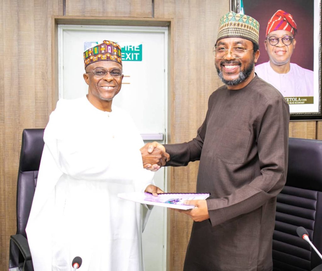 The Day in Pictures: Outgoing NPA MD, Mohammed Bello-Koko hands over ...